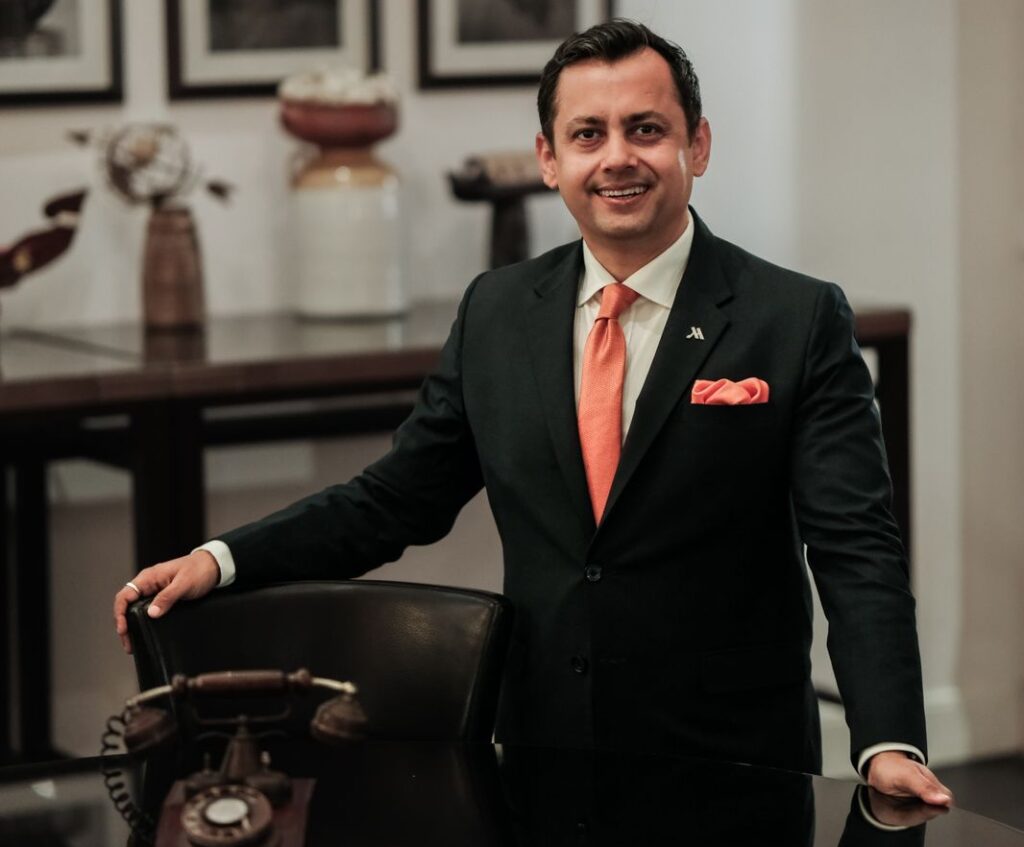 Introducing the Leaders of Hospitality : Top 20 General Managers People ...